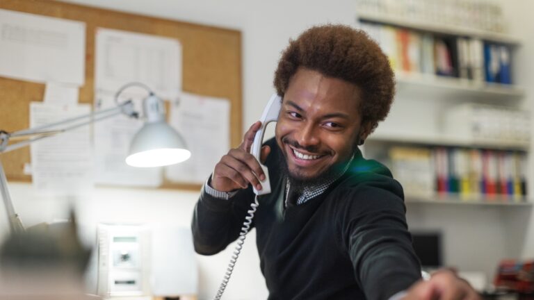Les services Orange accompagnent nos clients au quotidien